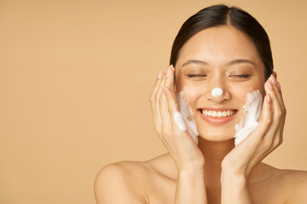 Searching for the Best Cleanser Ingredients? Here's What To Look For ...